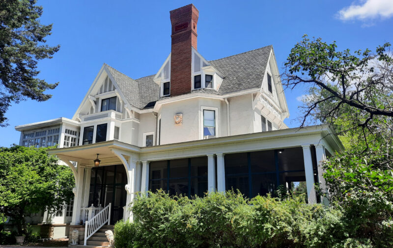 Alexander Mansion Bed & Breakfast | Visit Winona