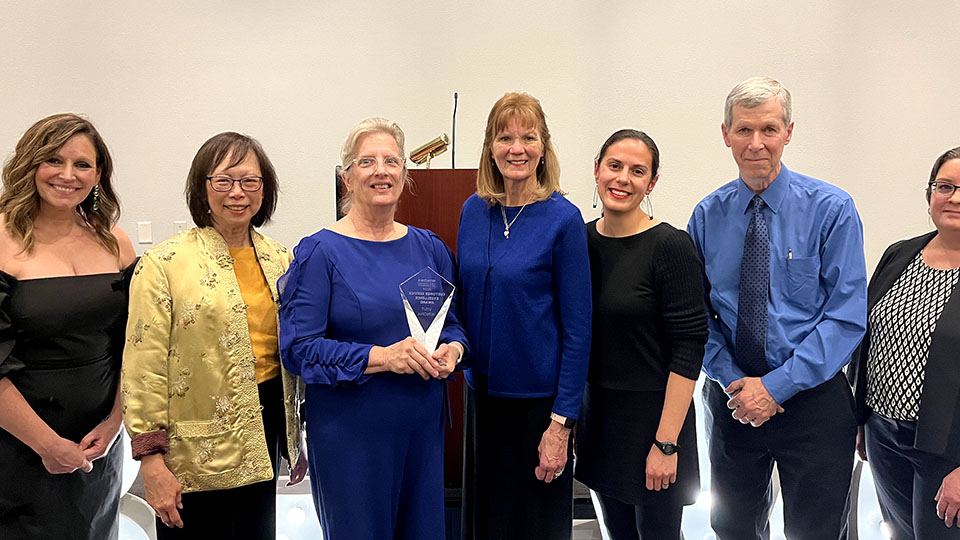 Chamber’s Excellence in Customer Service Award honors Winona Visitor ...